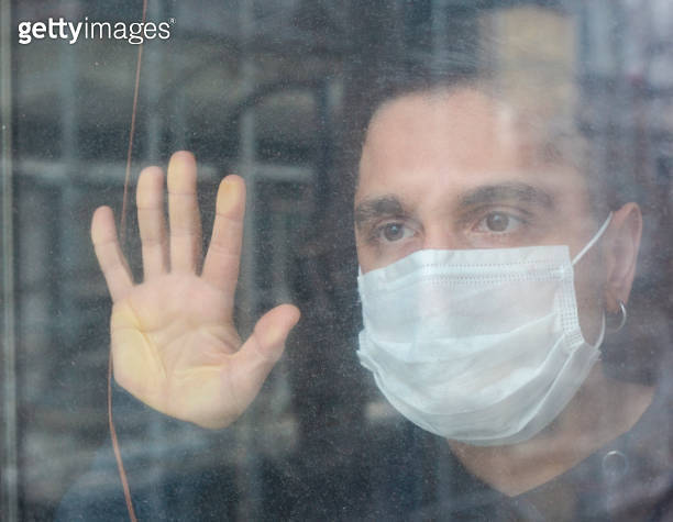 Cannot leave the house due to an epidemic (1311336355) - 게티이미지뱅크