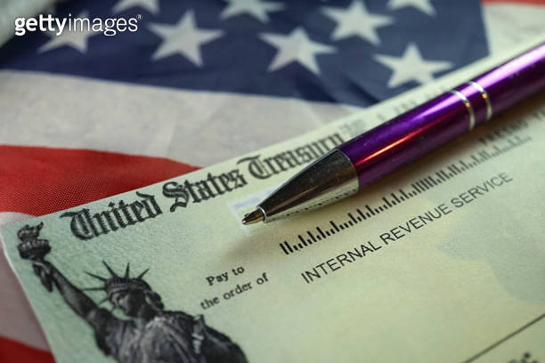 Government check 이미지 (1298995728) - 게티이미지뱅크