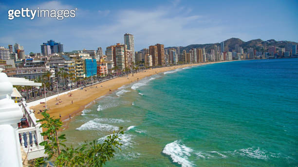 Benidorm, Hotels, Beaches, Shops, pub, Restaurants, closed bars, little ...