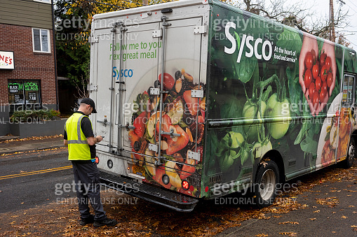 Sysco Delivery Driver 이미지 (1360310869) - 게티이미지뱅크
