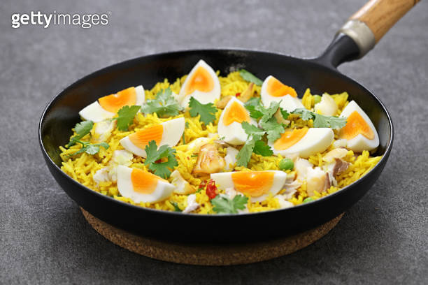 smoked haddock kedgeree, english breakfast 이미지 (1310776423) - 게티이미지뱅크