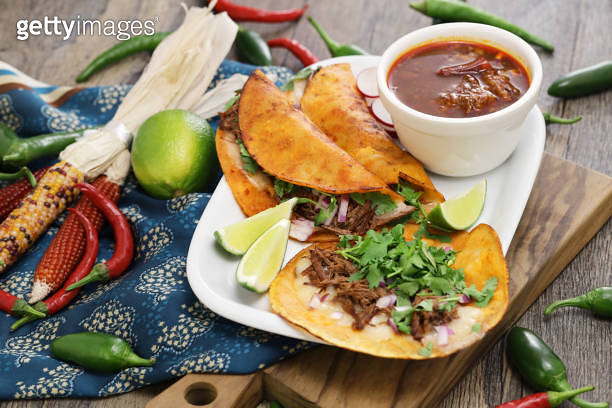 homemade beef birria tacos, mexican food 이미지 (1345159935) - 게티이미지뱅크