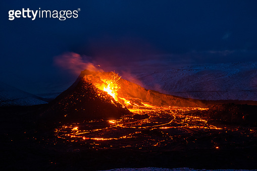 The eruption site of Geldingadalir in Fagradalsfjall mountain on ...