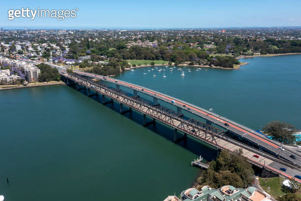 The Iron cove bridge. 이미지 (1351766161) - 게티이미지뱅크