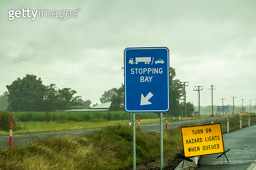 Stopping Bay Road Sign 이미지 (1355153111) - 게티이미지뱅크
