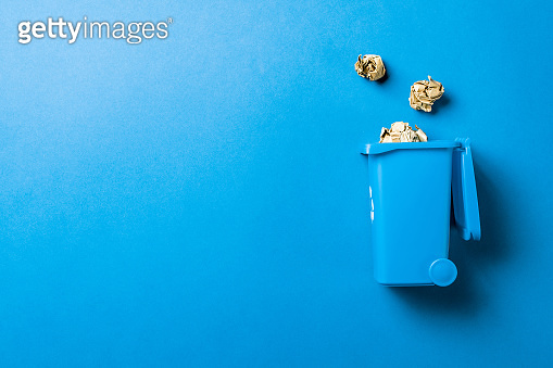 Recycling icon. Bin container for disposal garbage waste and save ...