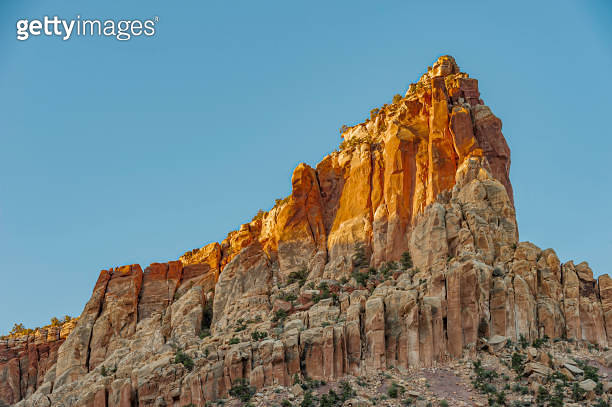 Eph Hanks Tower at the beginning of Capitol Gorge, Capitol Reef ...