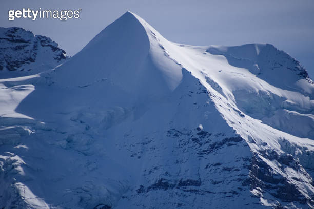 Autumn sunrise over the Silberhorn in the Jungfrau Massif, Bernese ...