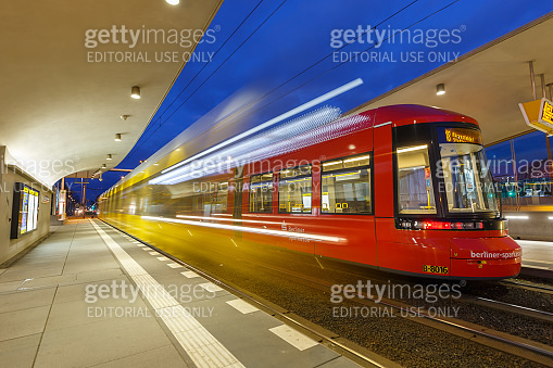 Berlin Tram Bombardier Flexity light rail public transport Hauptbahnhof ...