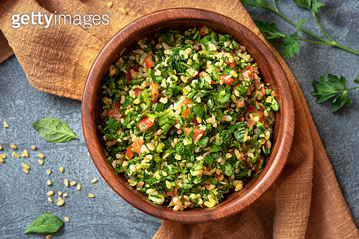 Traditional Arabic salad tabbouleh 이미지 (1308651853) - 게티이미지뱅크