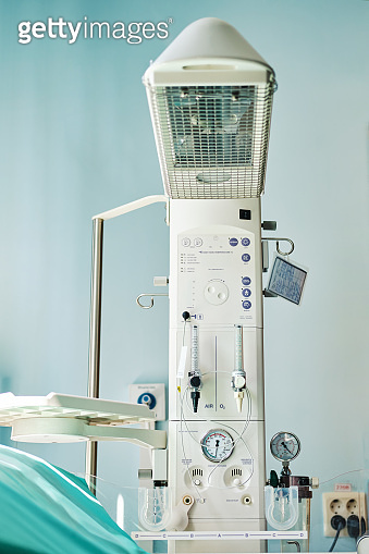 A device for resuscitation of infants and checking the child on the ...