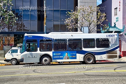 Los Angeles DASH Bus running at Los Angeles Chinatown 이미지 (1312014416 ...