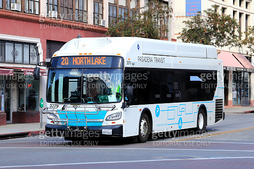 Pasadena Transit Bus Route 20 running at Pasadena Downtown 이미지 ...