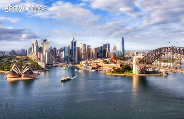 D Kir Water Centre Ferry wide 이미지 (1360154481) - 게티이미지뱅크