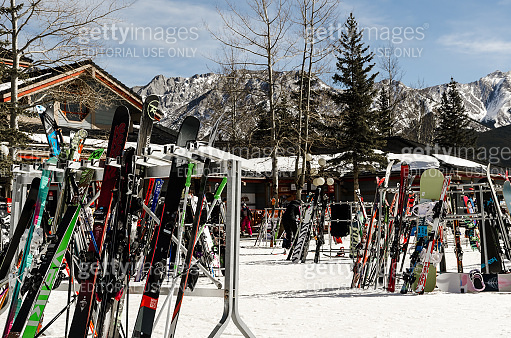 Ski racks area in front of the lodge to the ski resort 이미지 (1308530801 ...