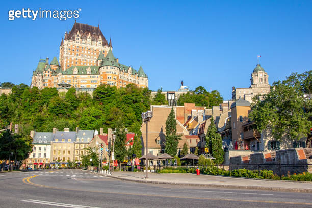 Street of Old Quebec city. 이미지 (1298158357) - 게티이미지뱅크