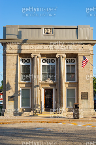 Old bank building. 이미지 (1346970934) - 게티이미지뱅크