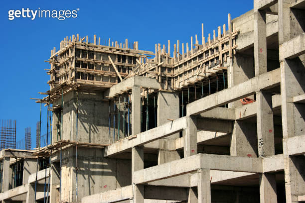 Construction site and incomplete buildings 이미지 (1347151357) - 게티이미지뱅크