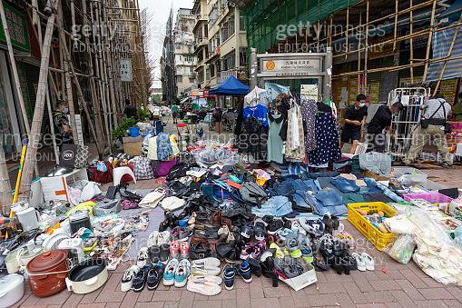 Second hand sale in To Kwa Wan, Kowloon, Hong Kong 이미지 (1332841140 ...