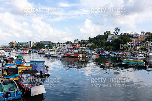 Sai Kung Fishing Village in New Territories, Hong Kong 이미지 (1344982122) - 게티이미지뱅크