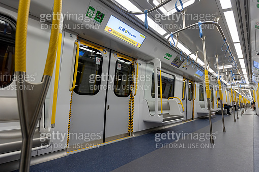 MTR's new nine-carriage trains on the East Rail Line in Hong Kong 이미지 ...