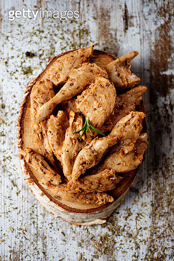 cooked spiced mock chicken meat strips 이미지 (1302601826) - 게티이미지뱅크