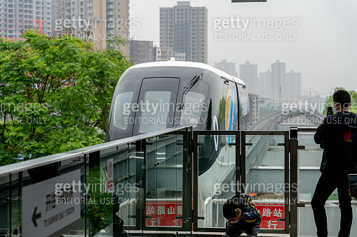 Chinese newly made self-driving unmanned light rail named as skyshuttle ...