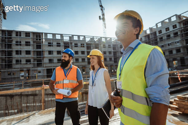 Construction industry in Latin America 이미지 (1327259926) - 게티이미지뱅크