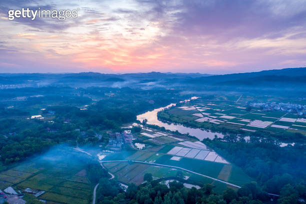 Chinese countryside sunset scene 이미지 (1316064659) - 게티이미지뱅크