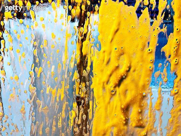 Abstract Yellow Suds Paint Background 이미지 (1322229377) - 게티이미지뱅크