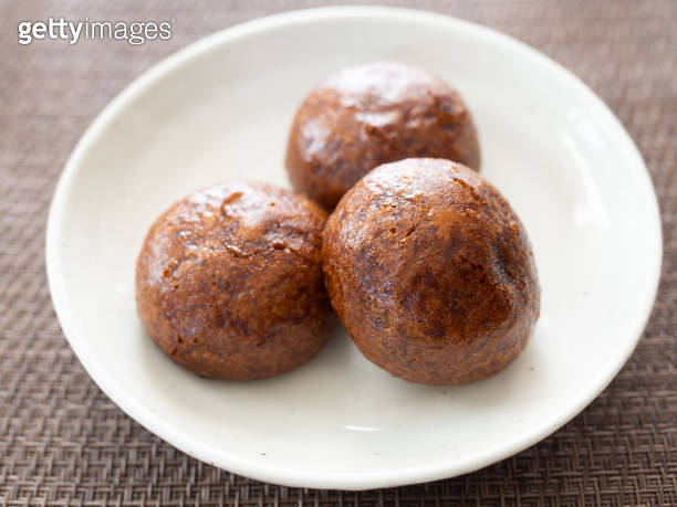 Japanese sweets "Karinto Manju" 이미지 (1434031995) - 게티이미지뱅크