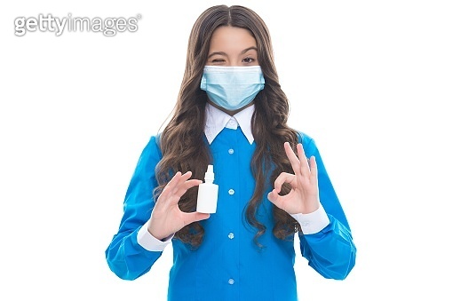 kid treat runny nose with nasal spray. free your stuffy nose. no ...