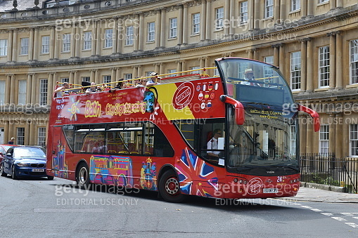 Red Tour Bus 이미지 (1372377032) - 게티이미지뱅크