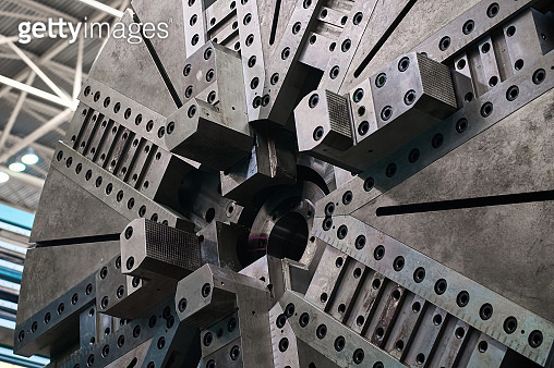 Base plate of huge lathe machine tool in plant workshop 이미지 (1410614518 ...