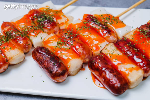 Sotteok-sotteok, Korean skewered sausages and rice cakes (1393369616 ...