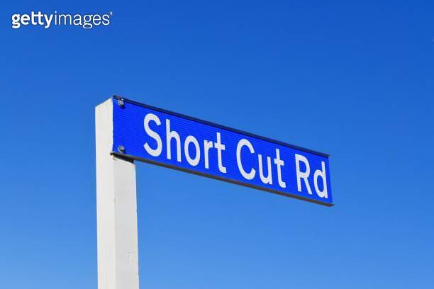 Shortcut Road 이미지 (1423608298) - 게티이미지뱅크