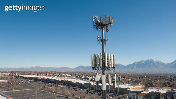 5G Cell Towers 이미지 (1371978890) - 게티이미지뱅크