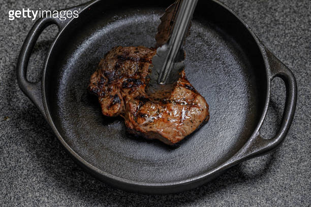 roasted meat beef steak grilled on rack charcoal stove 이미지 (1403447023 ...