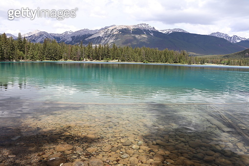 Beautiful boat trip at Pyramid lake. Wonderful road trip through Banff ...