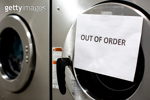 Out of order sign at a washing machine that is not working 이미지 ...