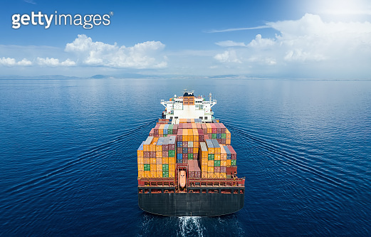 Aerial back view of a large container cargo carrier ship 이미지 ...