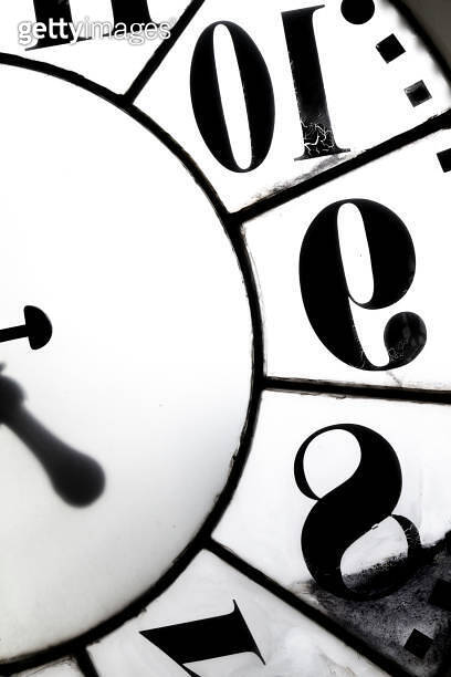 "Torre del Reloj" or Torre Morisca - Clock Details at Malecon 2000 at ...