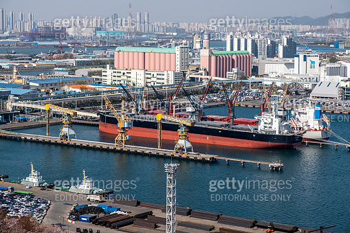 Container terminal in the Port of Incheon, South Korea 이미지 (1392039910 ...