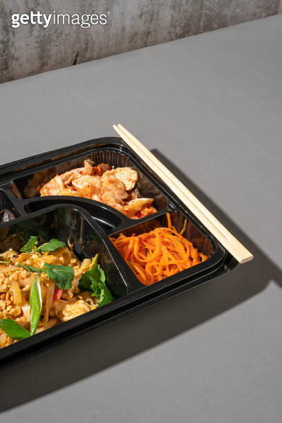 A set of Korean food in a container. Korean cuisine. Asian Lunches 이미지 ...