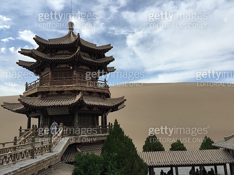 The Singing Sand Mountain and Crescent Moon Spring in Dunhuang, China ...
