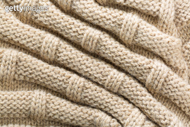macro yarn,White wool textile ,Knitting patterns for braids, pigtails ...
