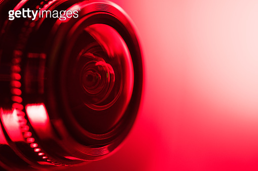 Camera lens with red backlight. Optics (1387201927) - 게티이미지뱅크