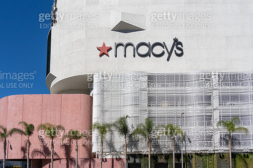 A Macy's store at Beverly Center mall in Los Angeles, CA, USA. 이미지 (1442795737) - 게티이미지뱅크
