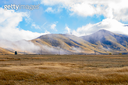 Rural and alpine Burkes Pass landscape of Mackenzie Country in South ...