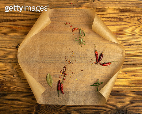 Brown Baking Paper with Herbs and Spices, Kraft Cooking Paper Sheet ...